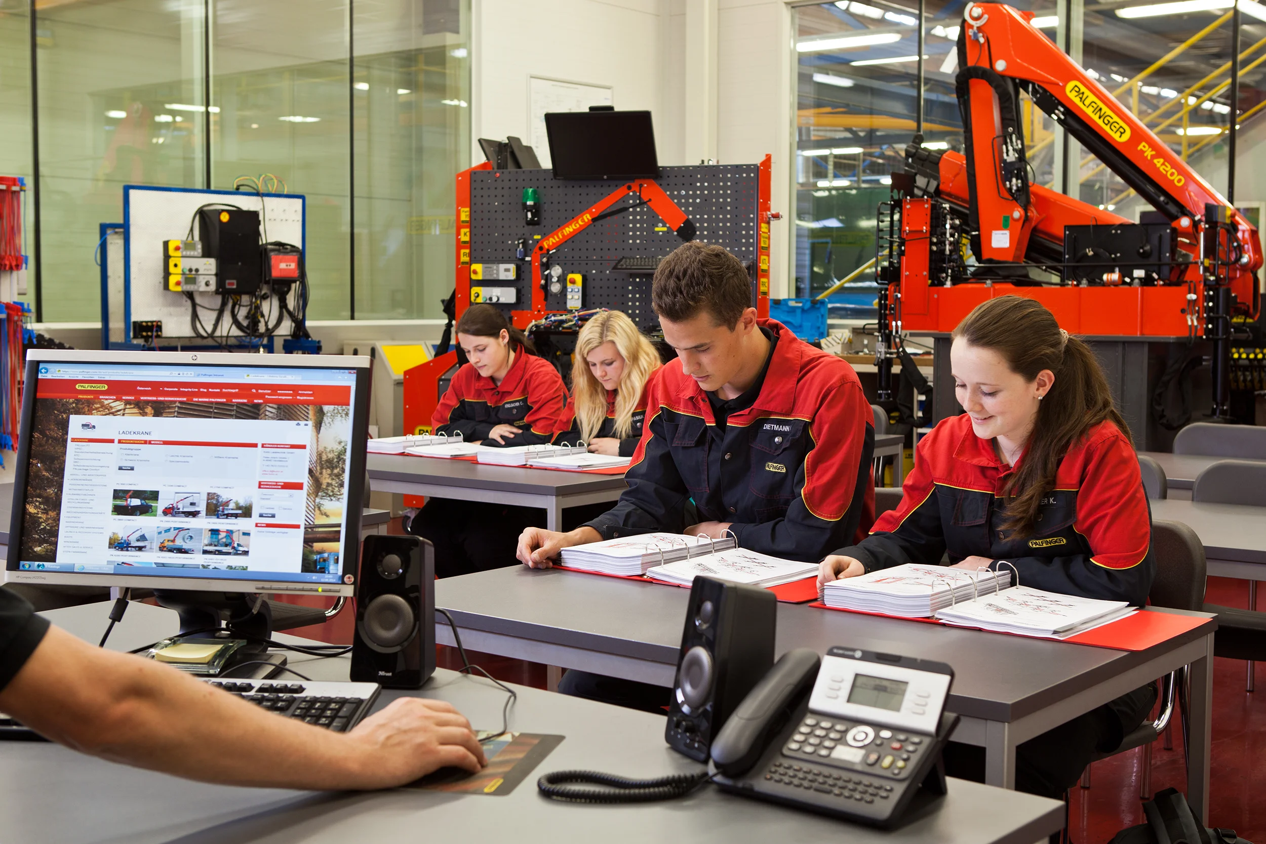Trainingen voor maximale efficiëntie voor uw team | Palfinger Nederland